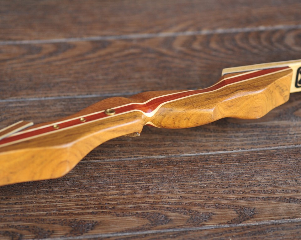 Fuse Intrepid Recurve Bow RH Draw 28" 55# 60” Takedown Pack | eBay