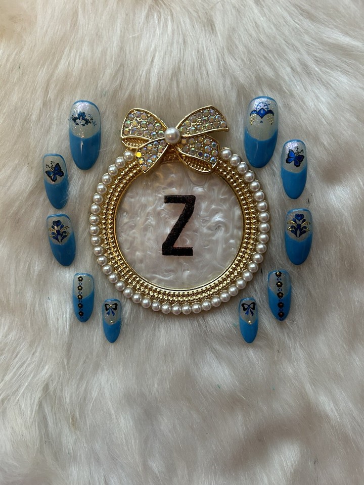 Z NAILZ! Handmade L Rounded Glitter/Blue French With Blue Motifs Press ...