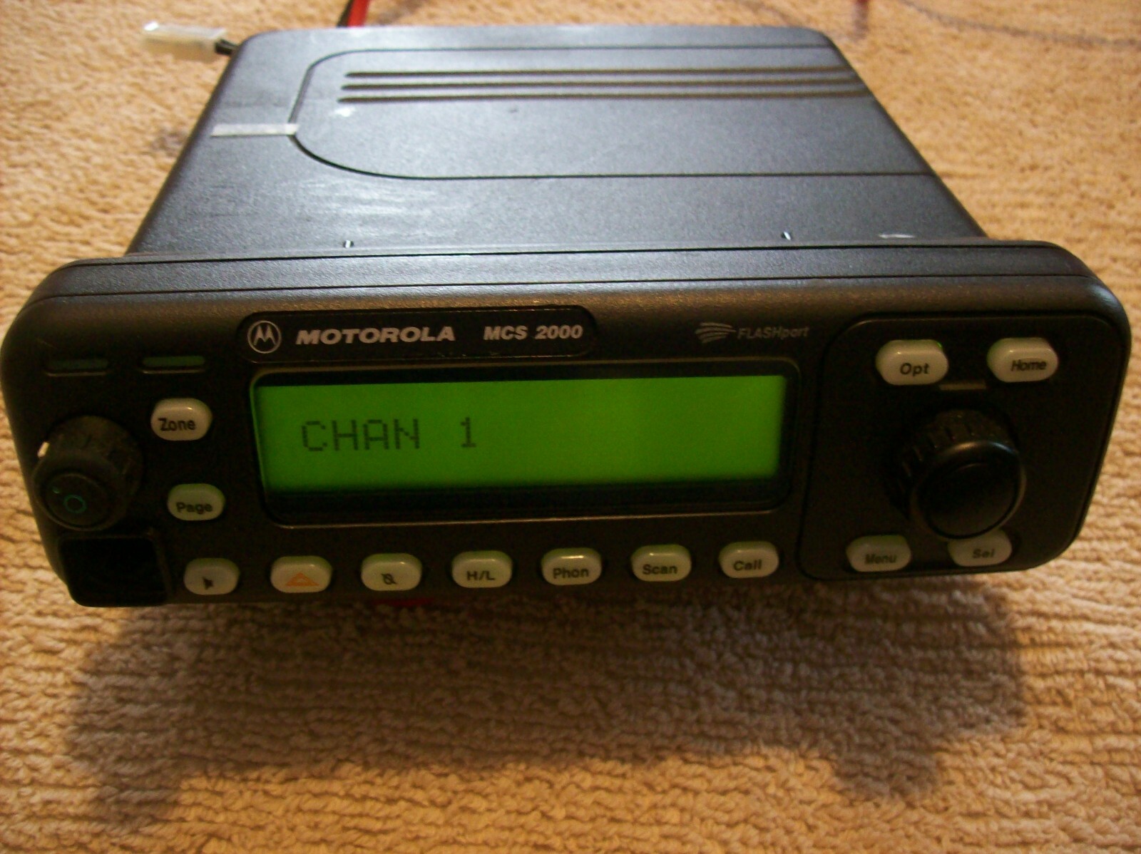 Motorola MCS2000 800Mhz Model 2 dash mount mobile (M01HX+822W) | eBay