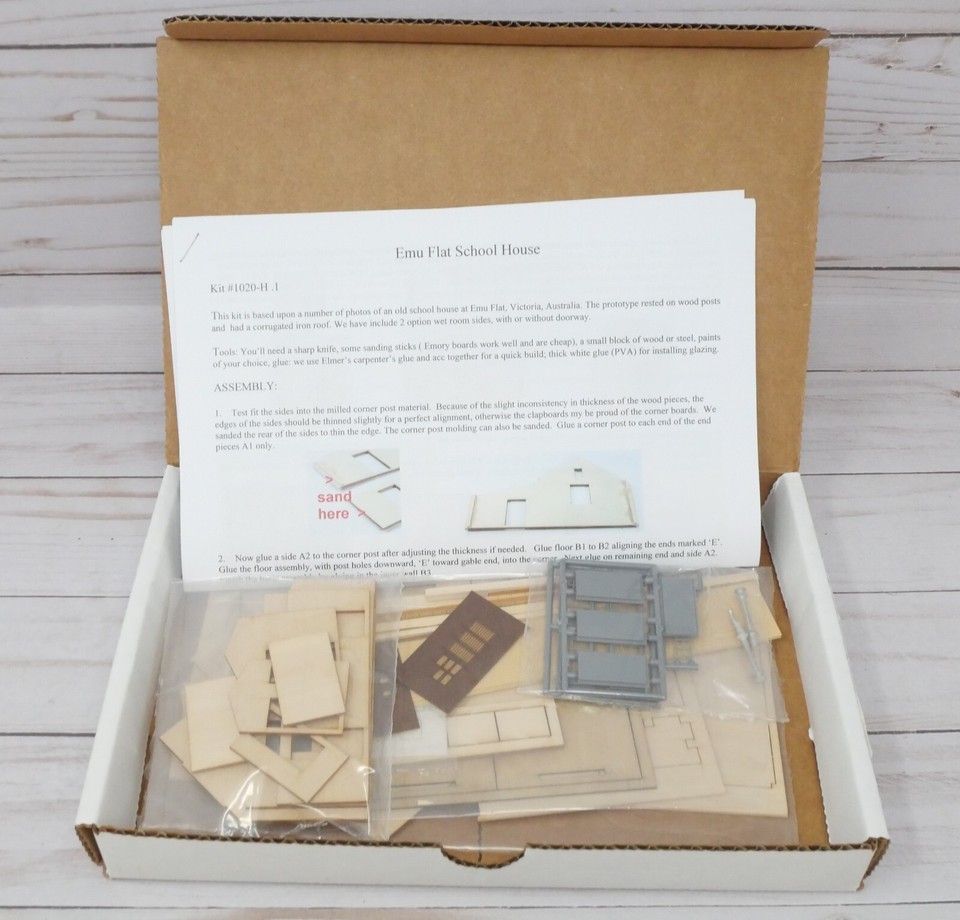 Mount Blue Model Co. 1020-H, Emu Flat Schoolhouse Building Kit, HO ...
