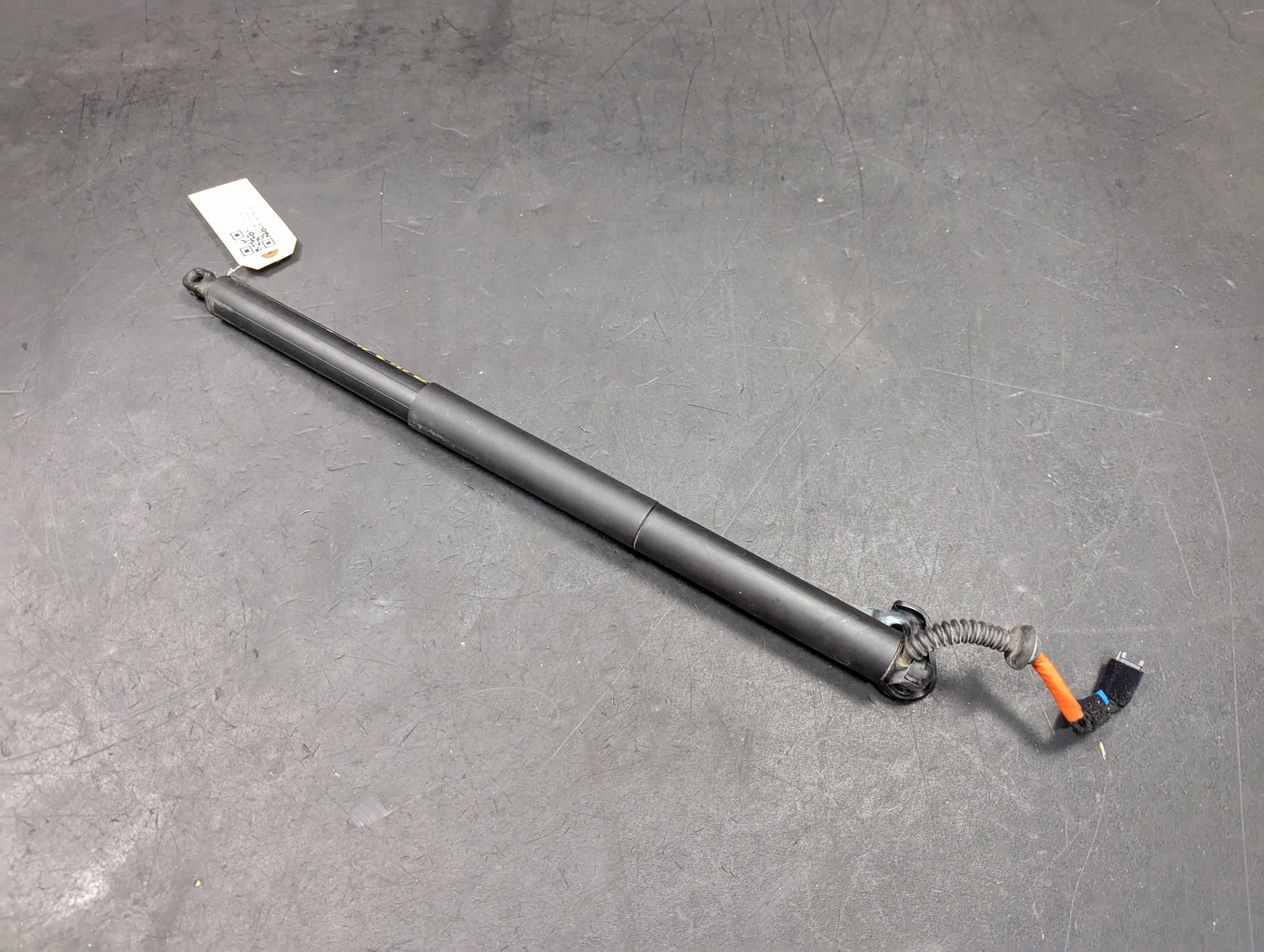 Rear Tailgate Right Power Lift Strut Motor 2018 BMW X1 51247481807 2019 ...