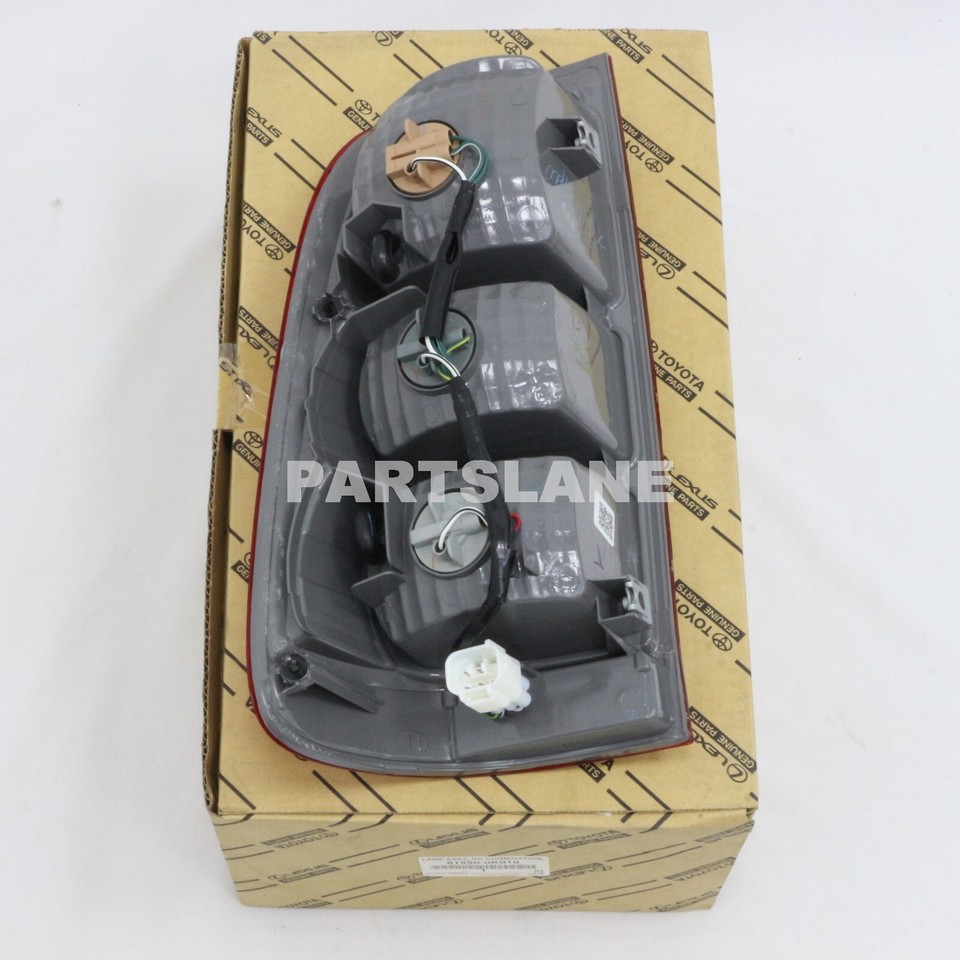 Toyota Hilux OEM Genuine Rear Right Combination Lamp 81550-0K010 | eBay