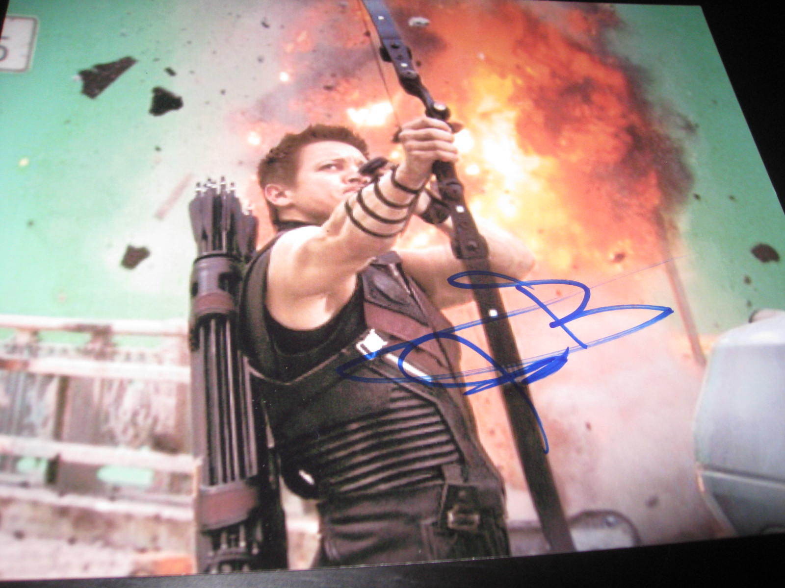 JEREMY RENNER SIGNED AUTOGRAPH 8x10 PHOTO AVENGERS PROMO IN PERSON COA ...