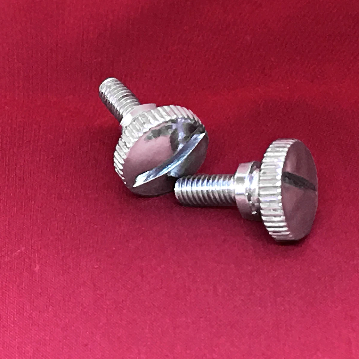 Singer Machine 1 4 Screw