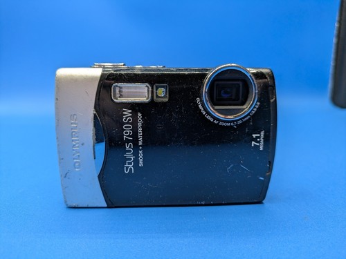 Olympus Stylus 790 SW 7.1MP Digital Camera Black with Extras | eBay