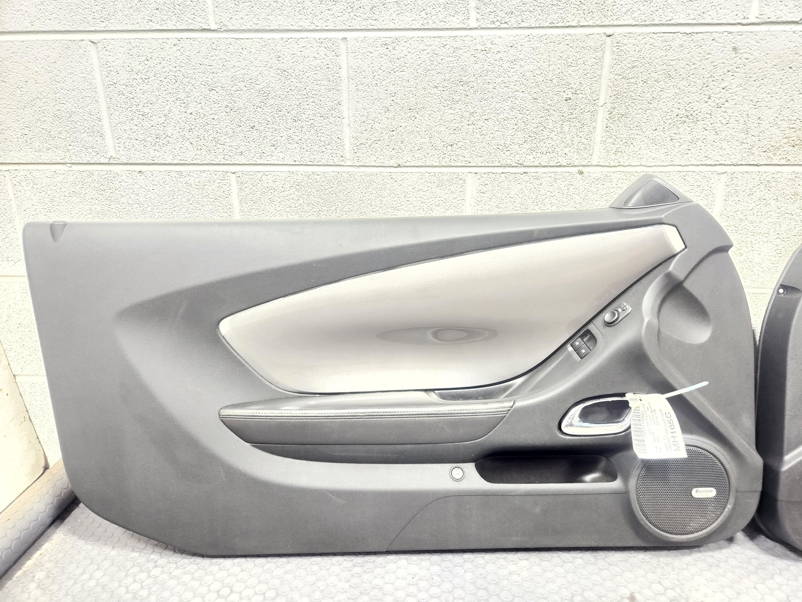 2010 2011 CHEVY CAMARO Front Door Trim Panel Complete Set | eBay