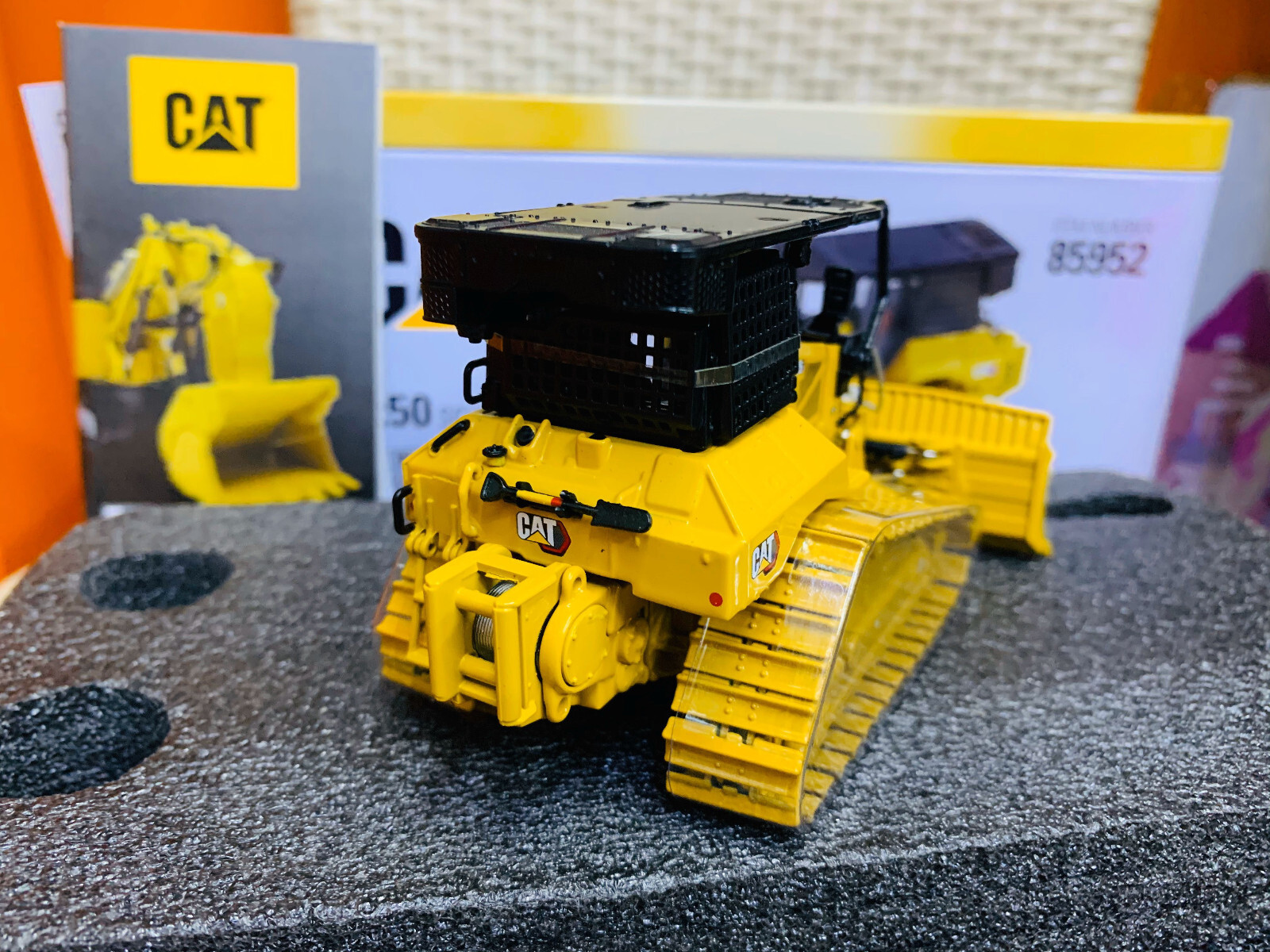 Caterpillar CAT D5 LGP Fire Suppression Dozer 1/50 Scale DieCast ...
