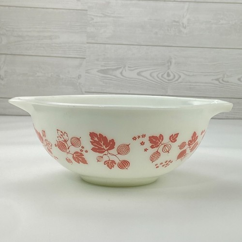 Pyrex 443 Mixing Bowl Pink Gooseberry Print Cinderella White Milk Glass ...