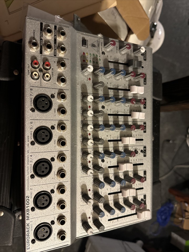 Behringer Eurorack MXB1002 10-Channel Sound Mixer Console Works Good ...