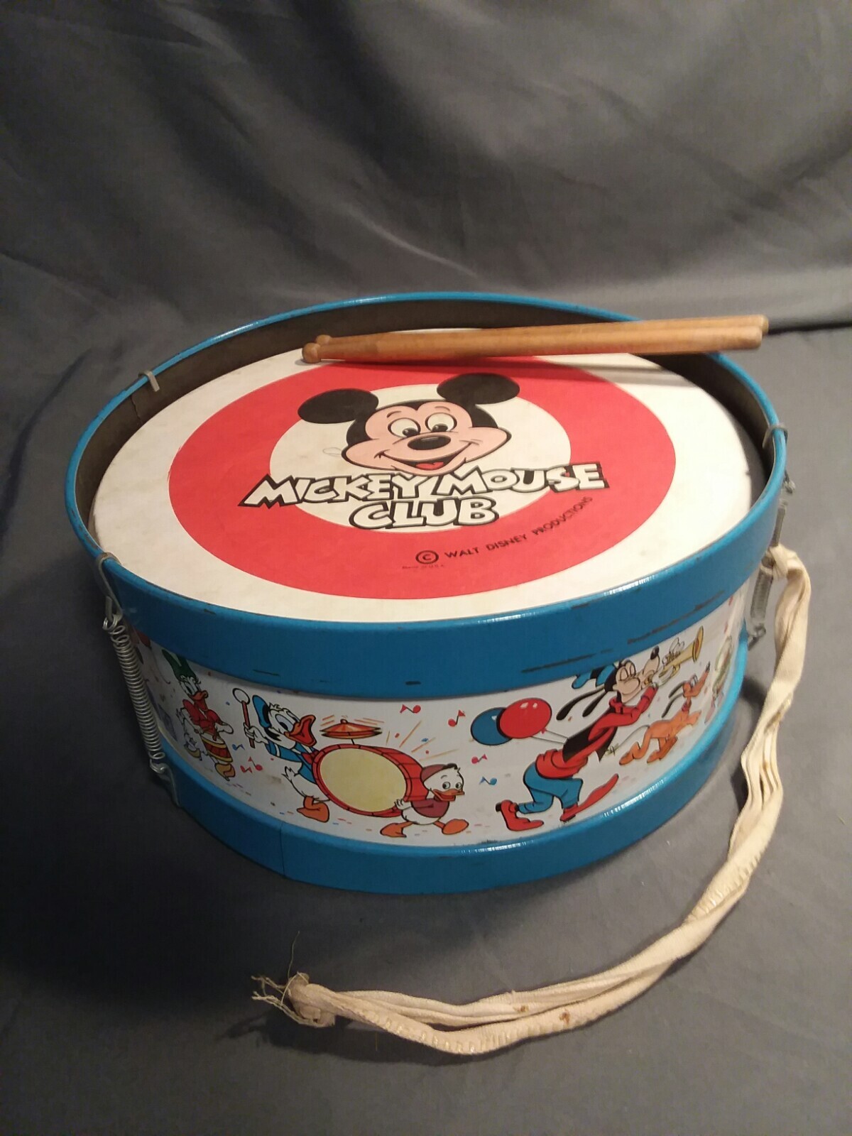 VINTAGE NOBLE COOLEY WALT DISNEY MICKEY MOUSE CLUB METAL DRUM, STRAP ...