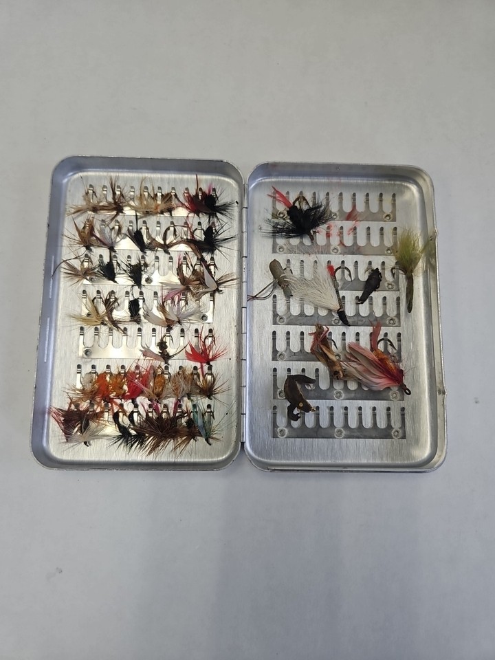 Perrine Fly Fishing Box #96 Case With Over 50+ Flies | eBay