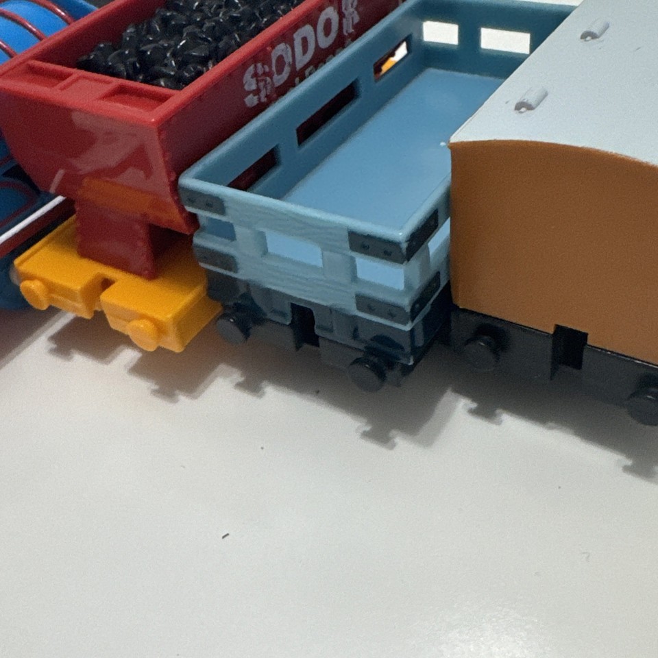 Trackmaster Thomas and Friends Light Up Thomas Custom! ( Batteries NOT ...