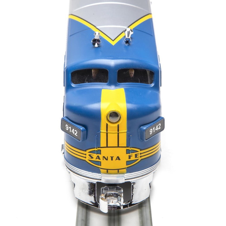 Menards O Gauge Powered SANTA FE BLUE BONNET F3 Diesel Locomotive AA ...