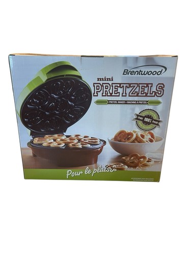 Brentwood Mini Pretzel Maker, Non-Stick, Compact, Bakes 7 Mini Pretzels ...