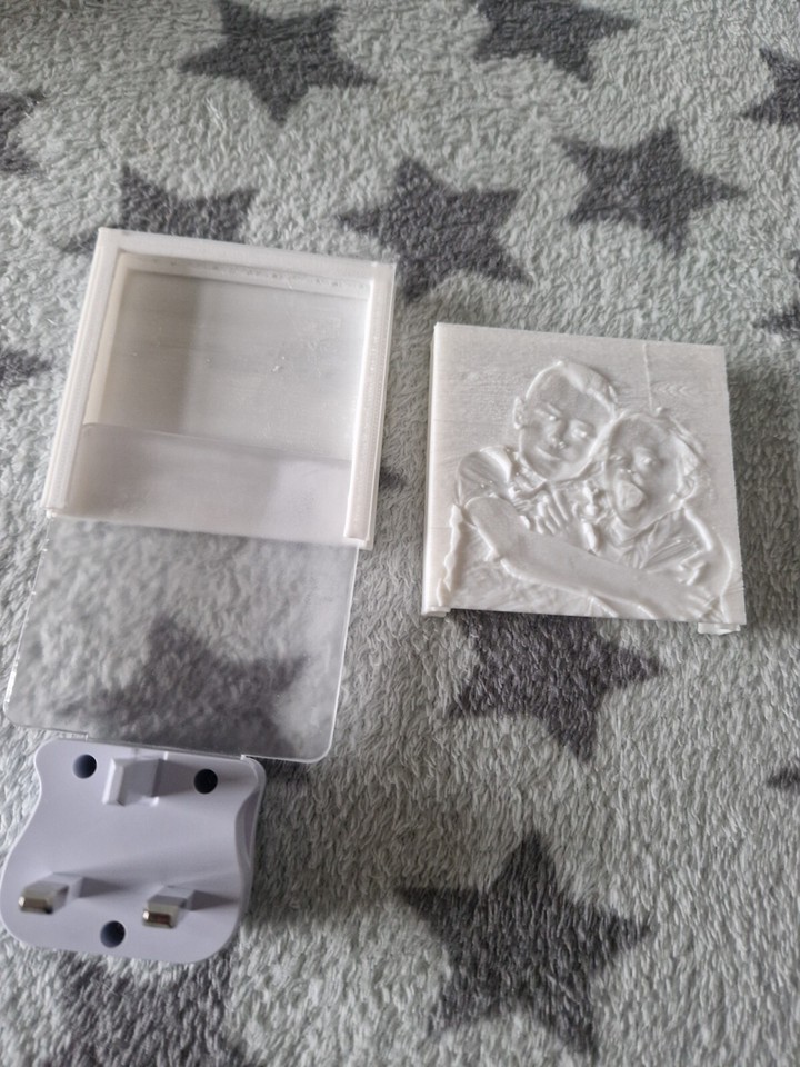 Customised Lithophane 3d printed Night Light, With Interchangeable ...