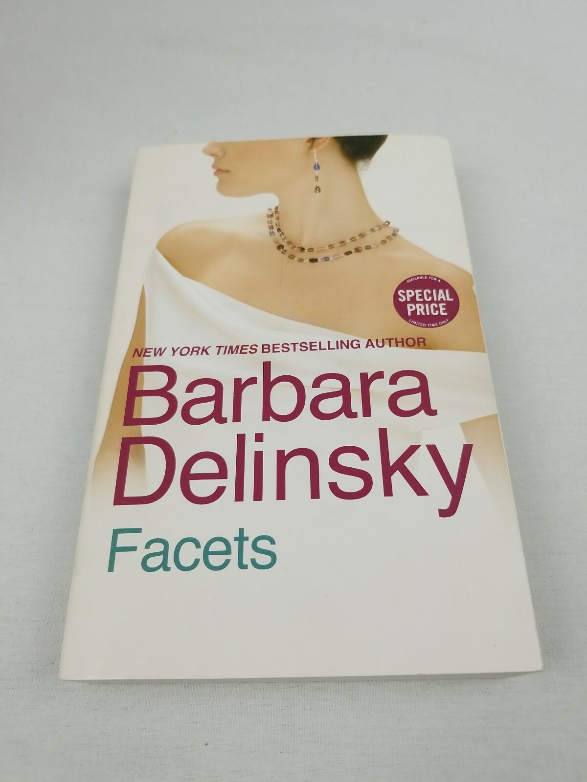 Facets by Delinsky, Barbara 9781455519590 | eBay