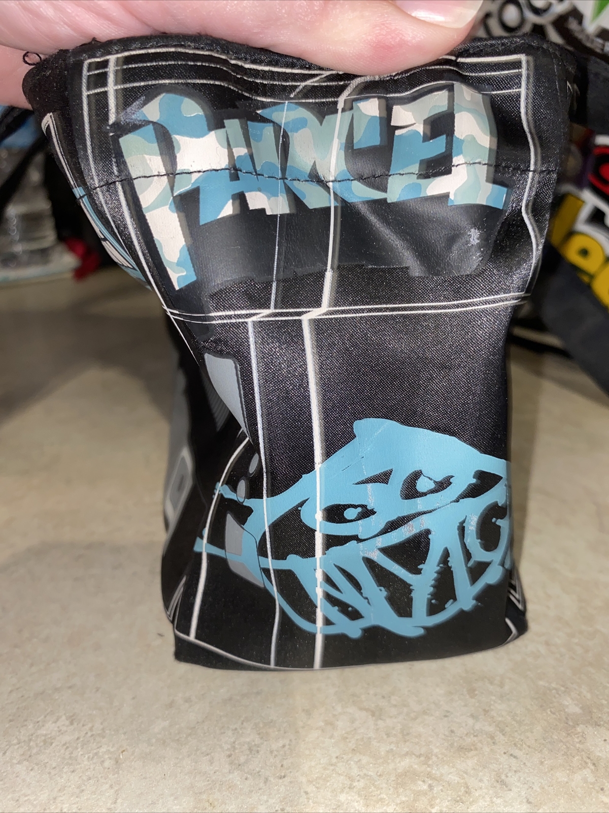 Parcel Boombox Cassette Tape Graffiti Hip Hop Tote Pu… - Gem