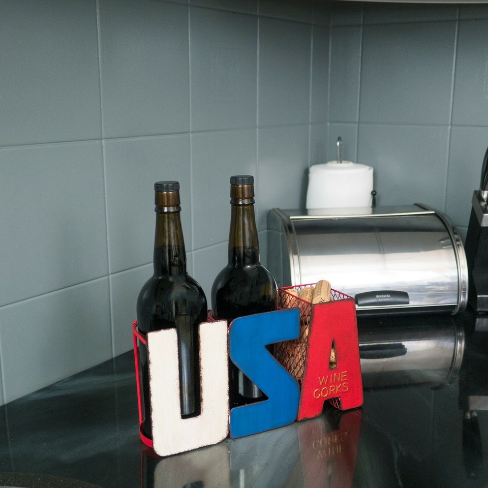 Made Easy Kit Wine Bottle Display Holder Rack - Premium Metal Tabletop ...