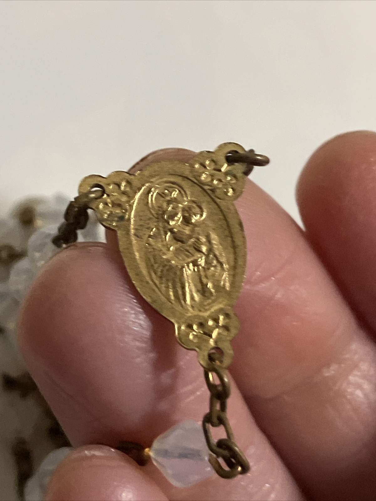 VTG NICE Catholic Gold Tone Ornate Faceted Frosted Rock Crystal Bead ...