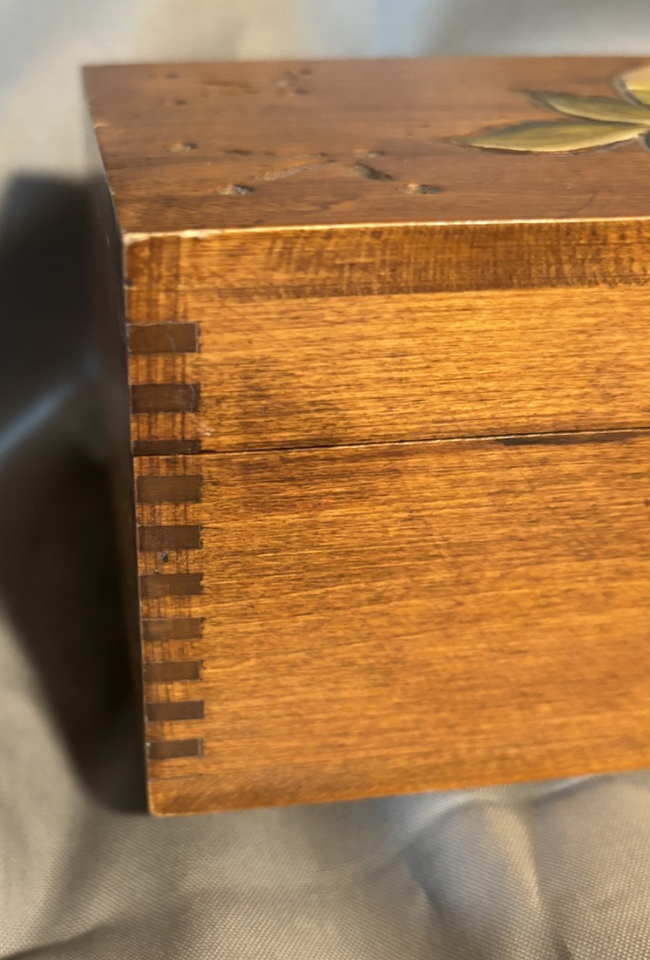Vintage Dresser Box Keepsake DOVETAIL JOINTS Handcrafted Hinged Lid ...