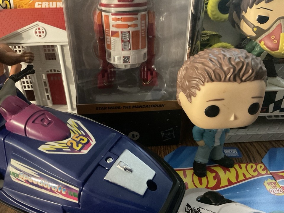 LARGE JUNK BOX TOY LOT WITH MISC TOYS NEW AND USED | eBay