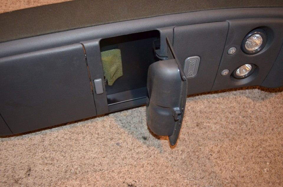 1986-1994 S10 BLAZER SONOMA JIMMY BRAVADA OVERHEAD ROOF CONSOLE STORAGE ...