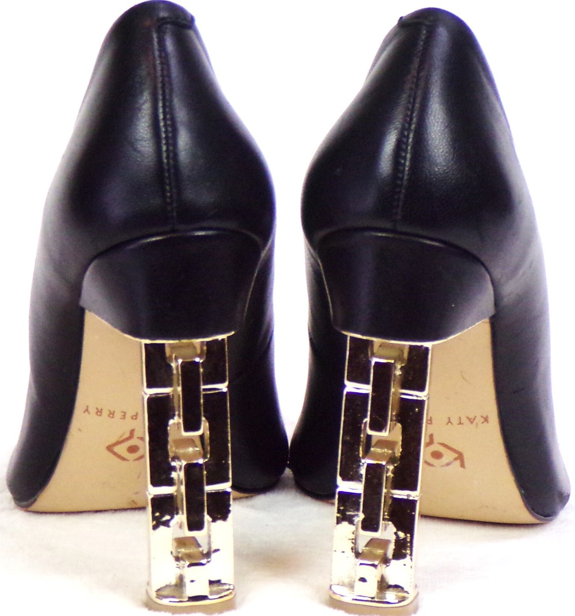 Katy Perry High Heel Weapon