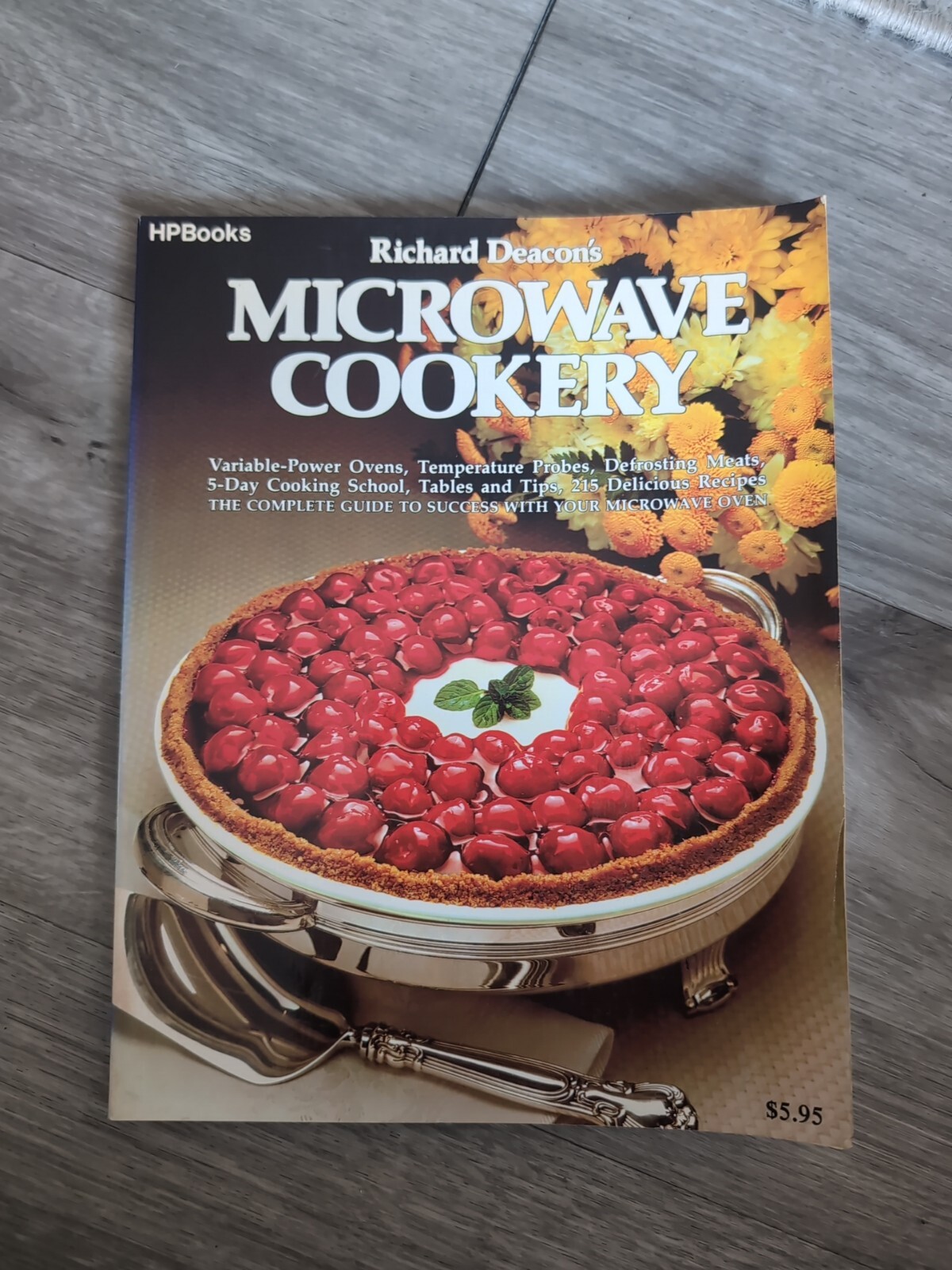 VINTAGE RICHARD DEACONS MICROWAVE COOKERY COOKBOOK | eBay