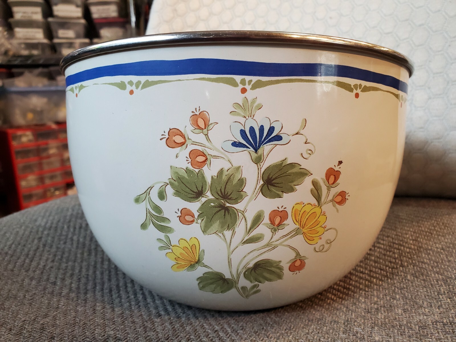 2 X Vintage Kobe Kitchen Japan Enameled Steel Bowl Floral Design 8 1/4 ...