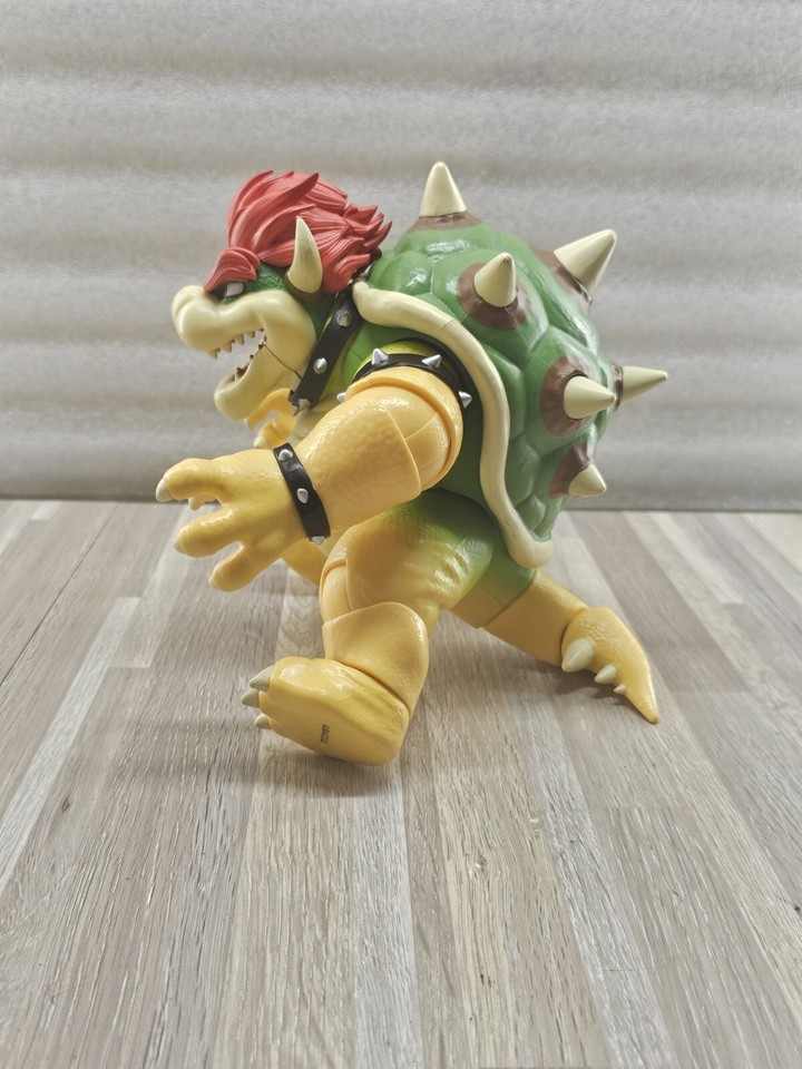 Super Mario Bros. Movie 7 Inch Bowser Action Figure w/Fire Red Light In ...