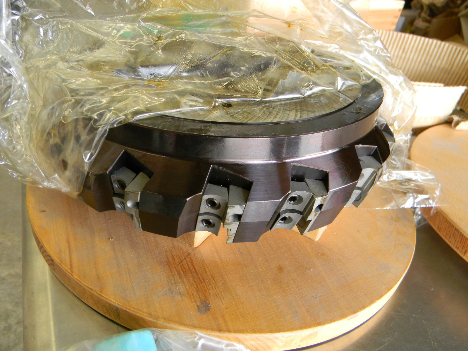 New JTS 10" RH Indexable 75 deg Face Mill 6-904-364 2-1/2" Arbor SPC53E ...