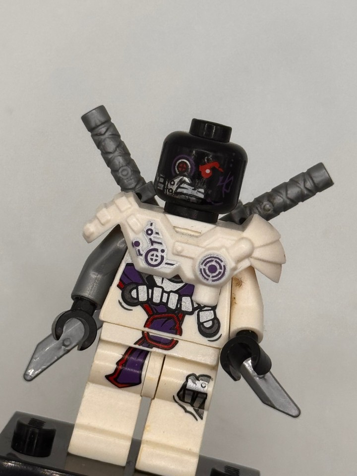 LEGO Ninjago Nindroid Sentry General minifigure (njo418) damaged | eBay