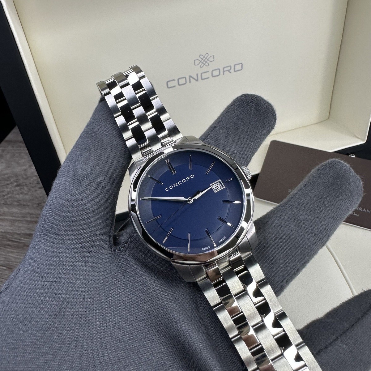 s-l1200.jpg s-l1200.jpg
