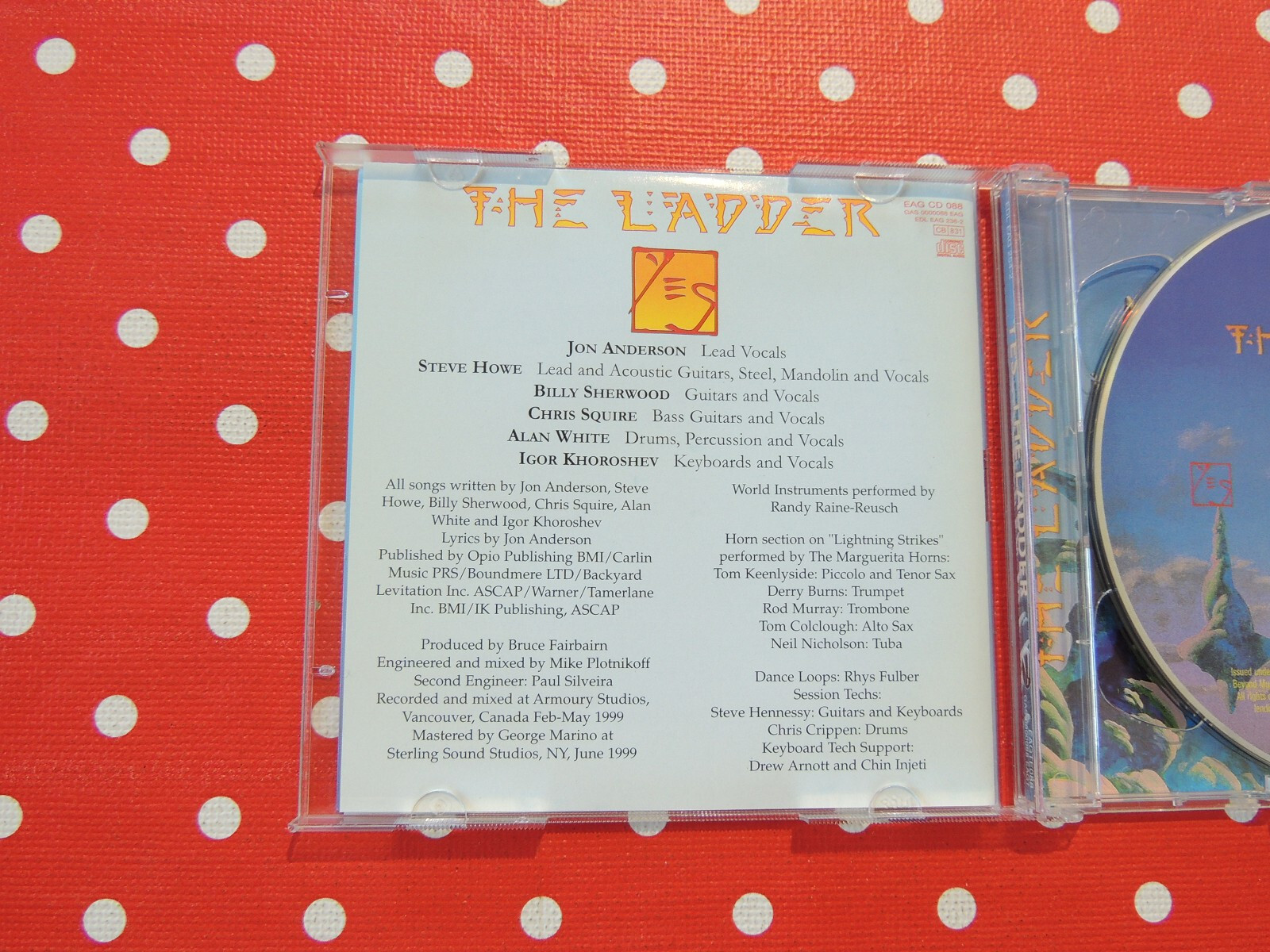 YES / The Ladder - 13 Tracks 2x CD Album - 2000 Limited Tour Edition ...