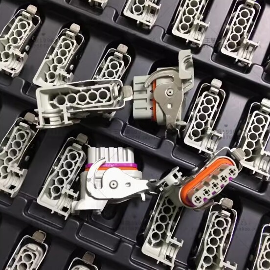 10PCS NEW FOR 18683000000/18683.00.000 connectors | eBay