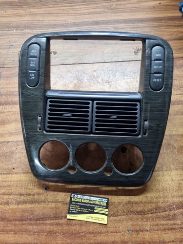Ford Explorer UT-UZ Radio Surround, Air vents, with switches Genuine 05 ...