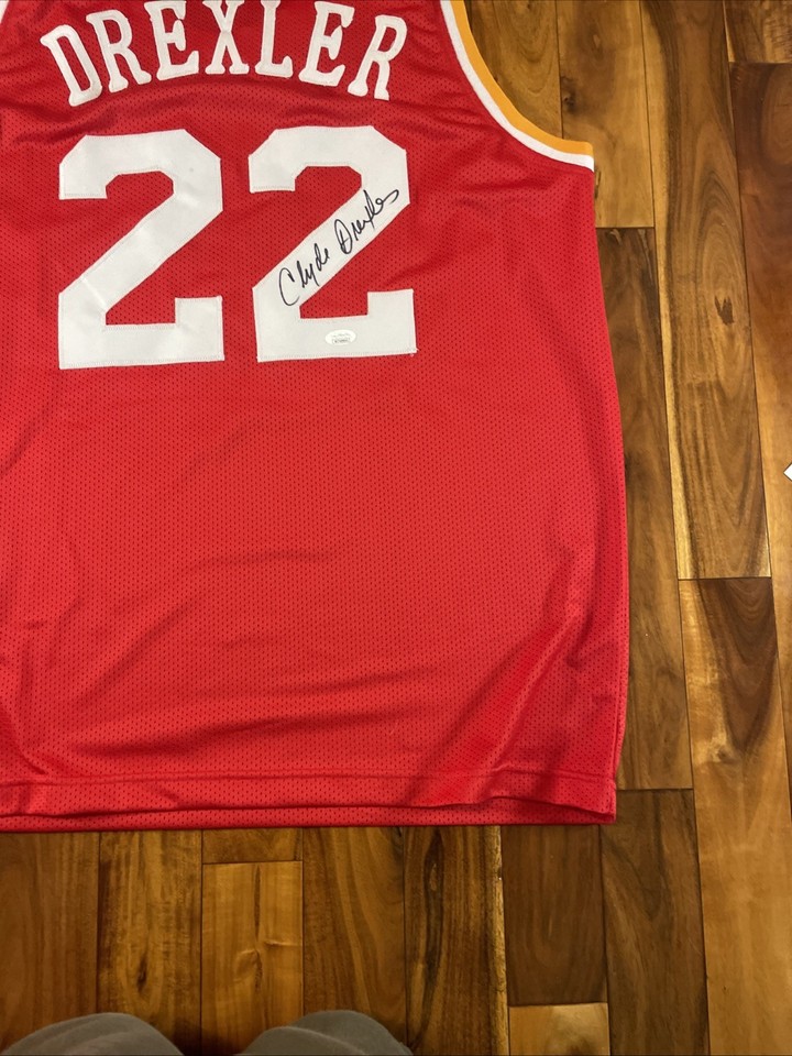 HOUSTON ROCKETS CLYDE DREXLER AUTOGRAPHED RED JERSEY THE GLIDE JSA ...