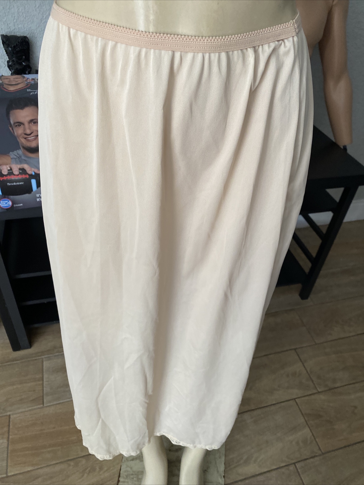 Vintage Gossard Artemis Silky Antron III Nylon Half S… - Gem