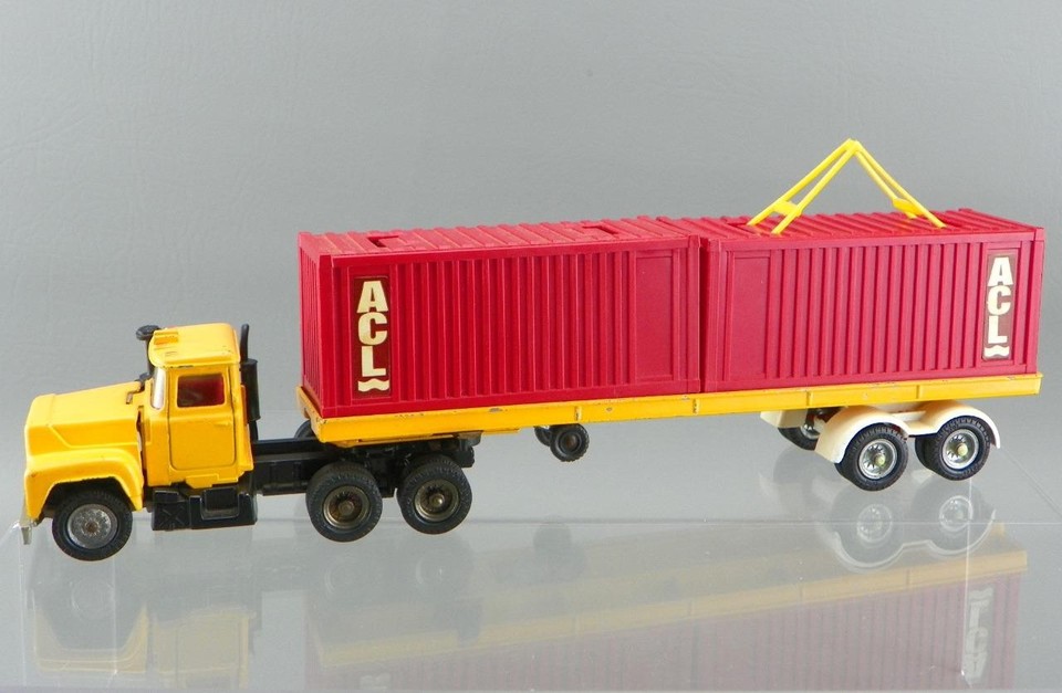 Vintage 1973 Corgi Major 1106 Diecast 1/43 Mack Container Truck Tractor ...