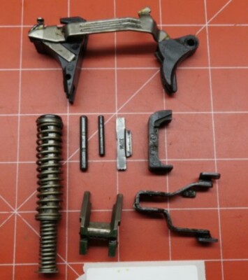 Glock 19 G19 Gen 5 9mm Pistol Parts Lot: Trigger Assembly Recoil Spring ...