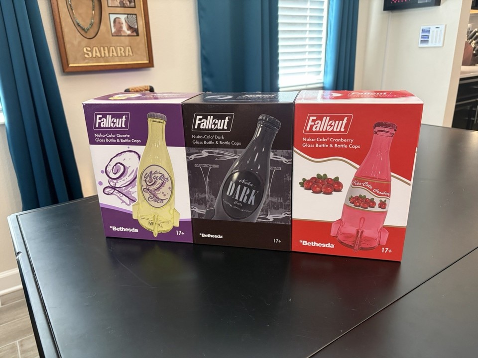 Bethesda Fallout Nuka Cola Dark, Cranberry & Quartz Glass Bottle + Caps ...