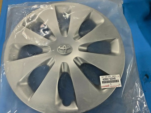 2012-2015 PRIUS C GENUINE TOYOTA 4260252540 COVER SUB ASSY, WHEEL 42602 ...