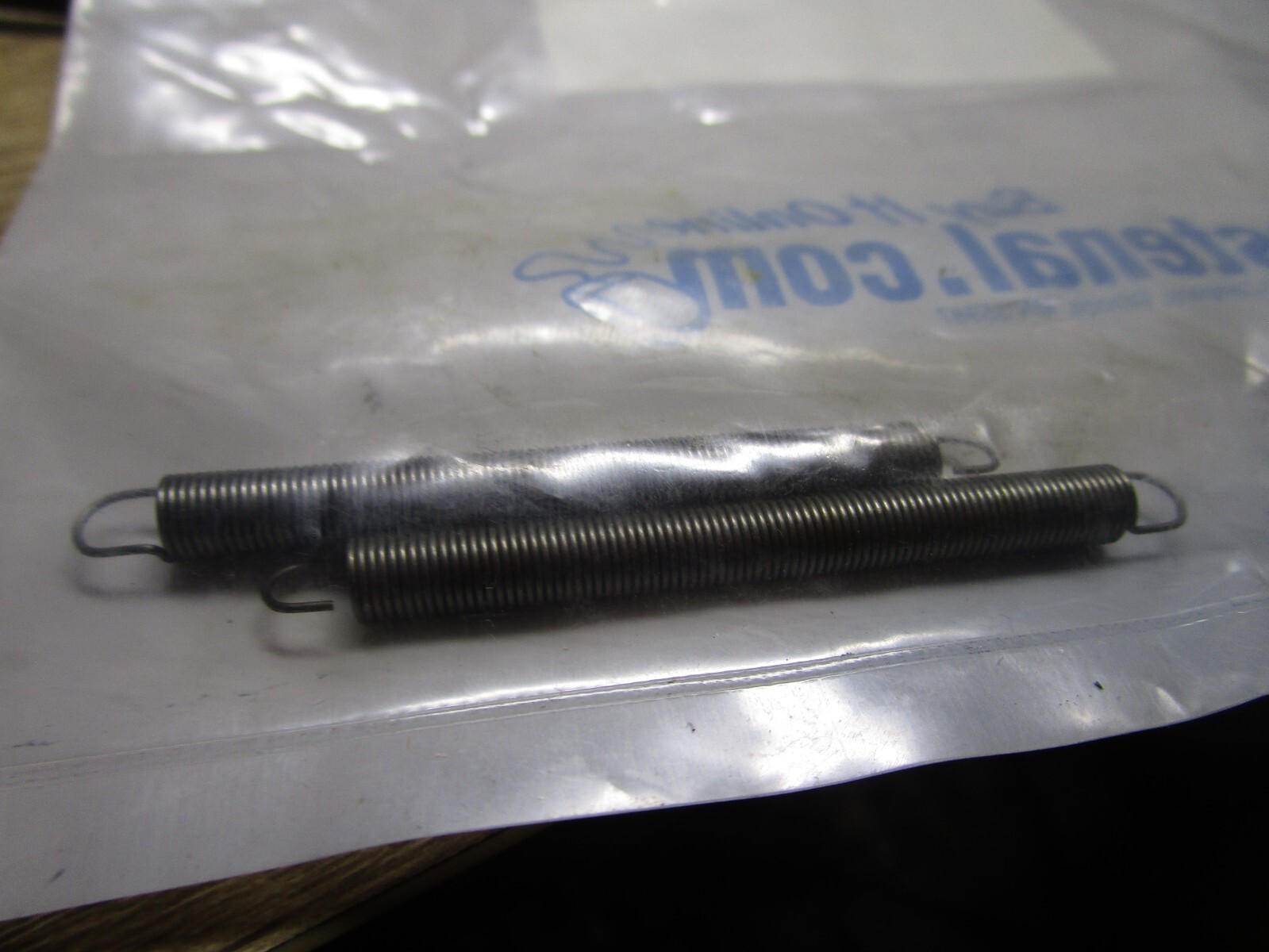 (2) 0.218"OD x 0.023"Wire 2-1/2"L Loop End 170-C Steel Music Wire Ext ...