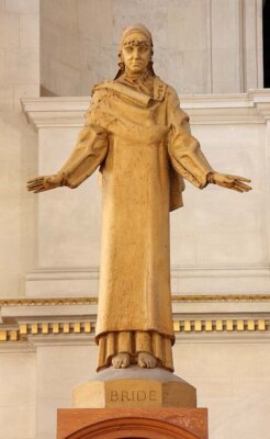 Photo 6x4 St Bride, Fleet Street, London EC4 - Statue of St Bride c2009 ...