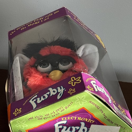 FURBY (LADYBUG) BY TIGER ELECTRONICS 1999, MINT CONDITION, STILL ...