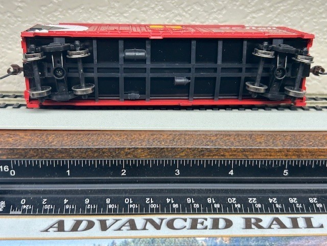 CP RAIL 40ft GRAIN BOX CAR " RED DOUBLE DOOR " "PACMAN " Logo HO Scale ...