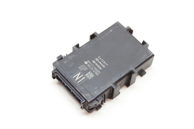 2019 TOYOTA CAMRY NETWORK GATEWAY CONTROL MODULE 89111-06081 OEM 18 19 ...
