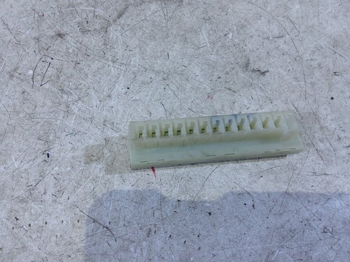 Mercedes C250 W205 AMG LINE 2.1 Power Distributor Control Unit ...