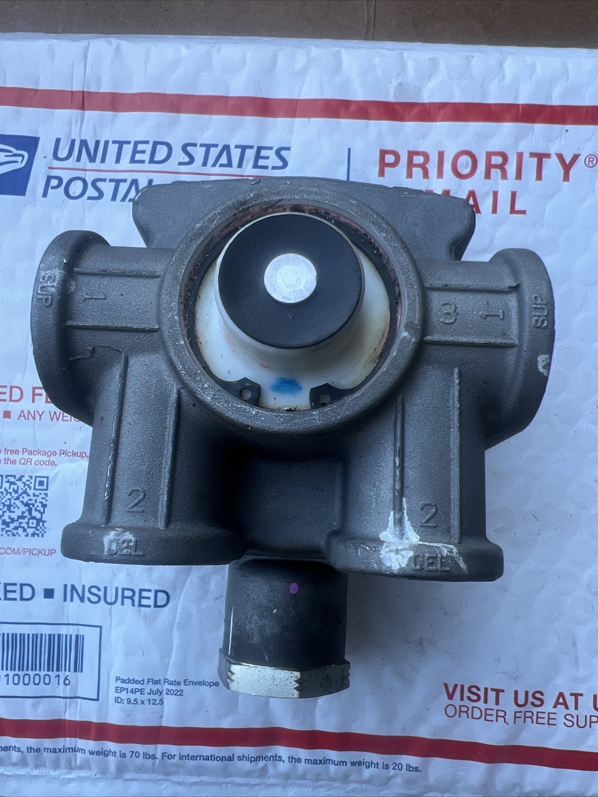 Bendix t-294866-D 909828 relay valve | eBay