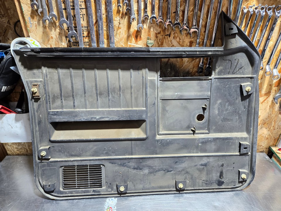 86-94 CHEVY S10 GMC S15 DOOR PANEL CARD BLACK MANUAL WINDOWS OEM RIGHT ...